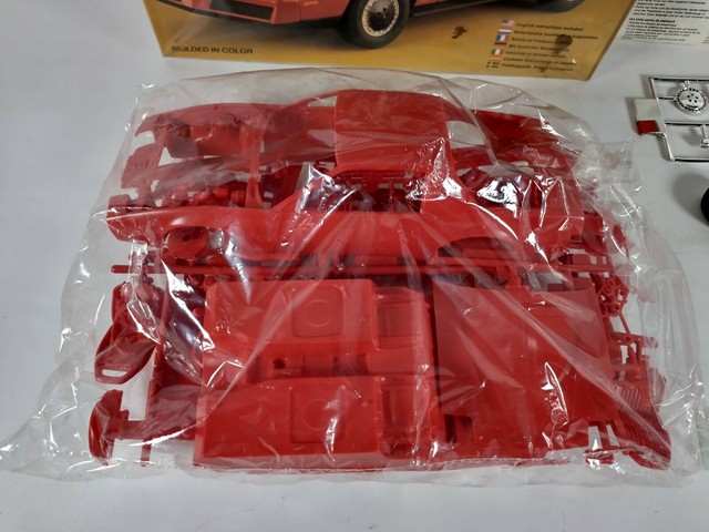 Vintage Monogram 2281 1982 Pontiac Trans Am 1/24 Scale Model Kit RARE ...