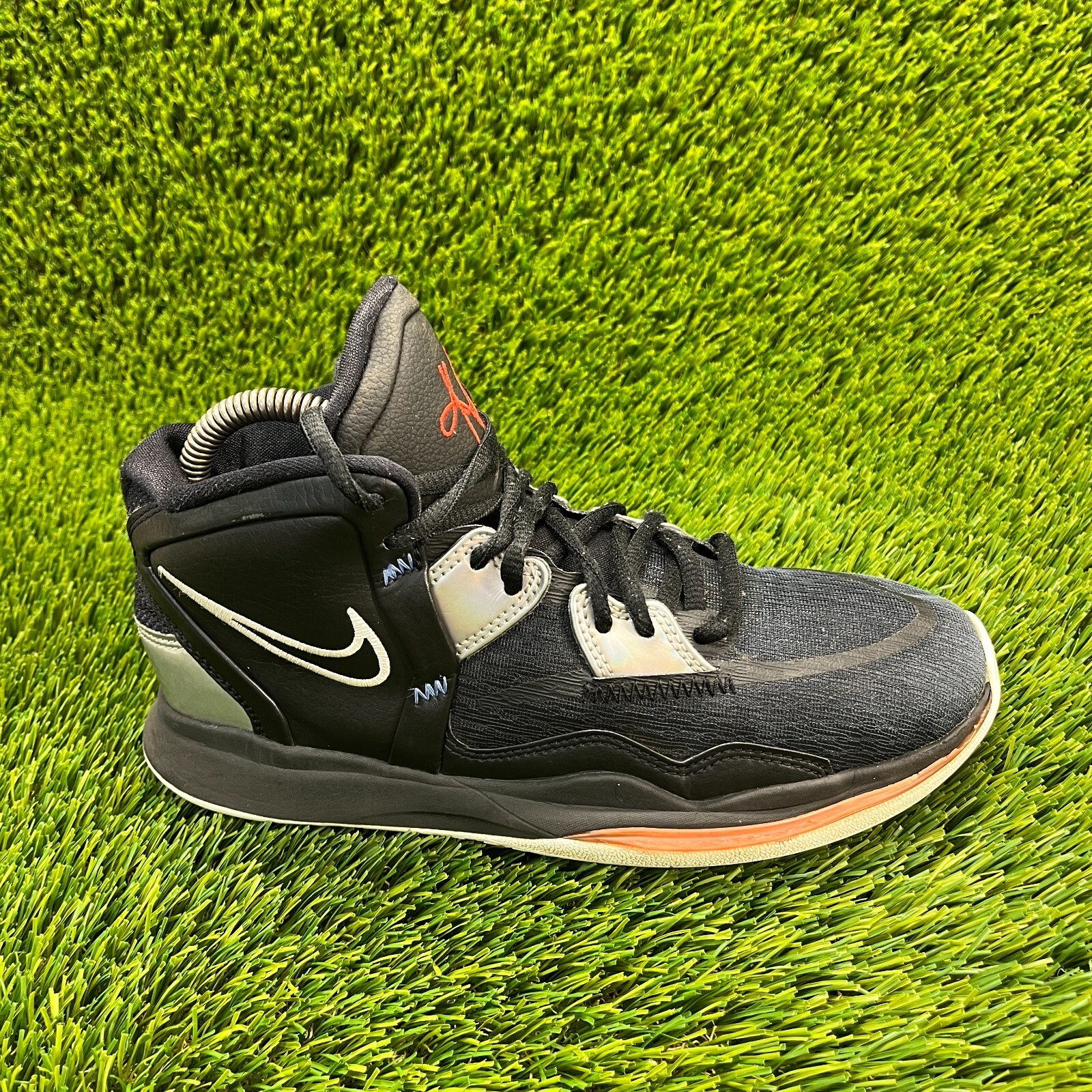 Nike Kyrie Infinity Fire & Ice Boys Size 5.5Y Athletic Shoes Sneakers ...