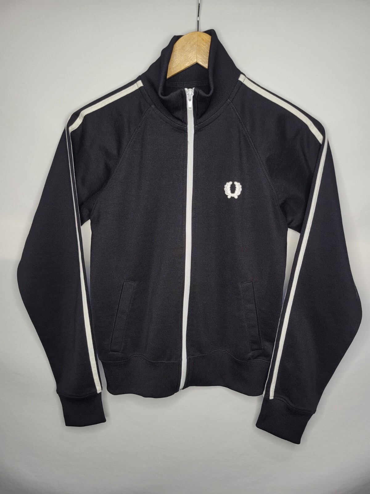 Vintage Fred Perry Women's Track Jacket Size 8 US Bla… - Gem