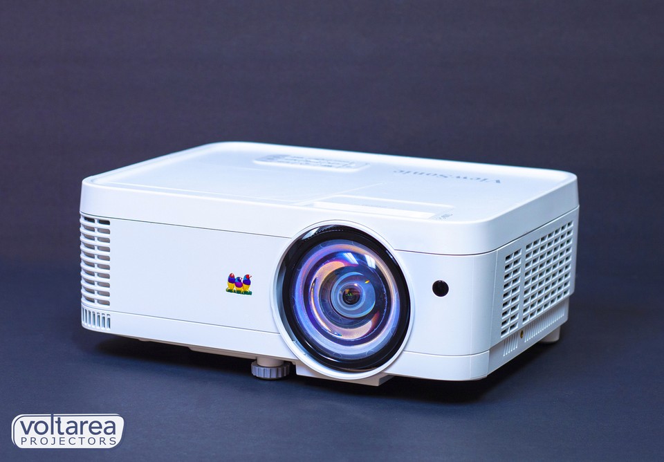 ViewSonic PS600W Short-Throw Projector 720p WIDE HD CINEMAGolf ...