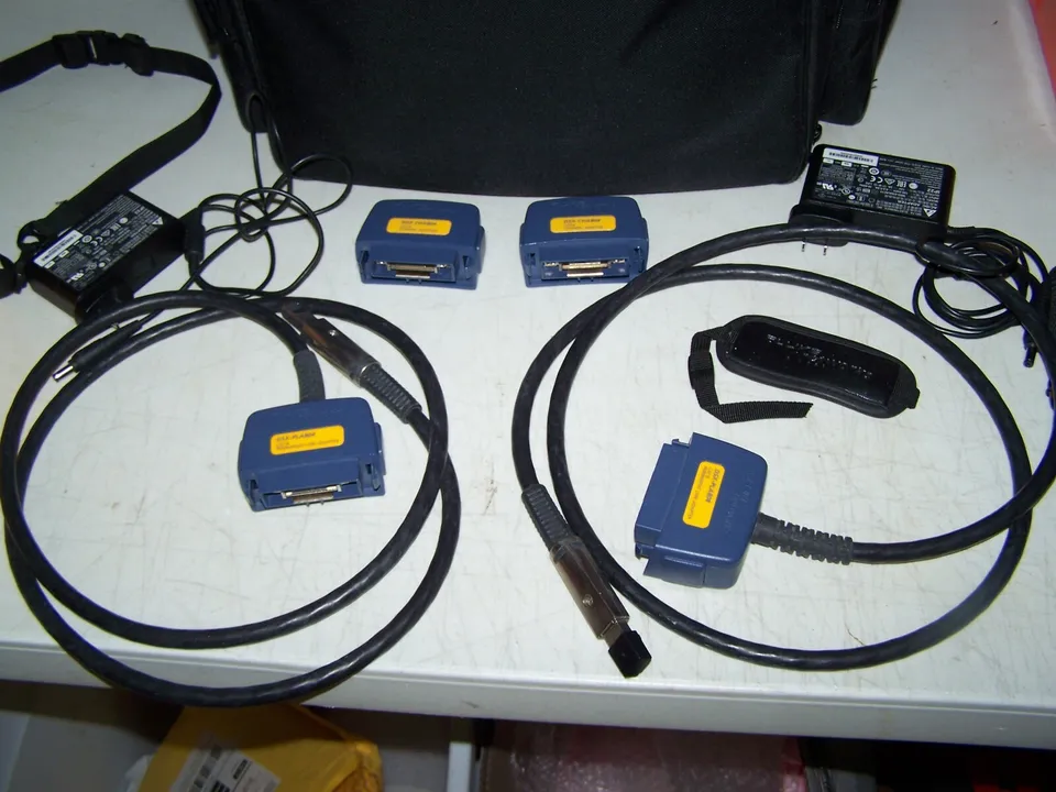 Fluke Network DSX8000 Versiv 2 Cable Tester | eBay