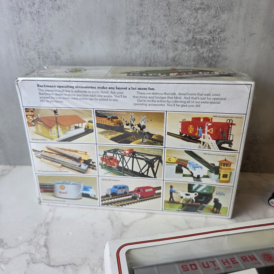 Bachmann Train Lot - HO Scale Gandy Dancer Item - Passenger Station ...