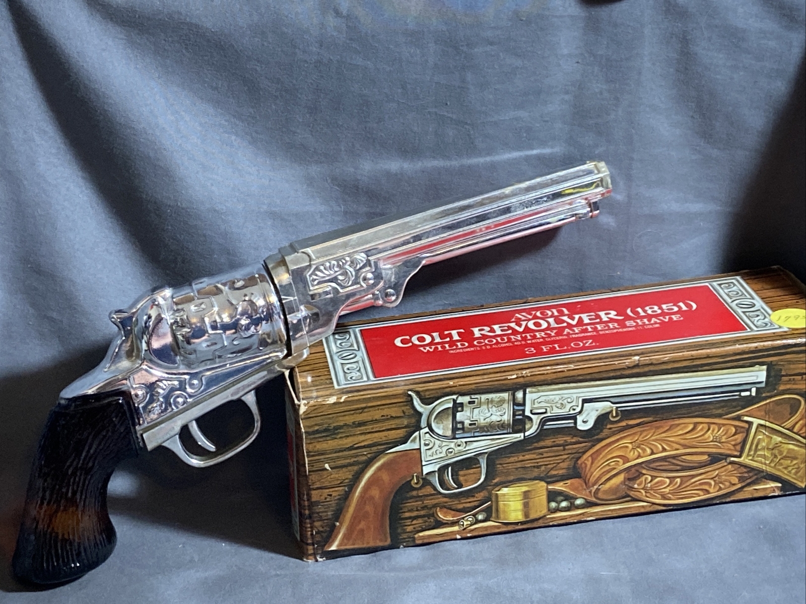 VTG Avon Men's WILD COUNTRY AFTERSHAVE Decanter Colt Revolver 1851 40% ...