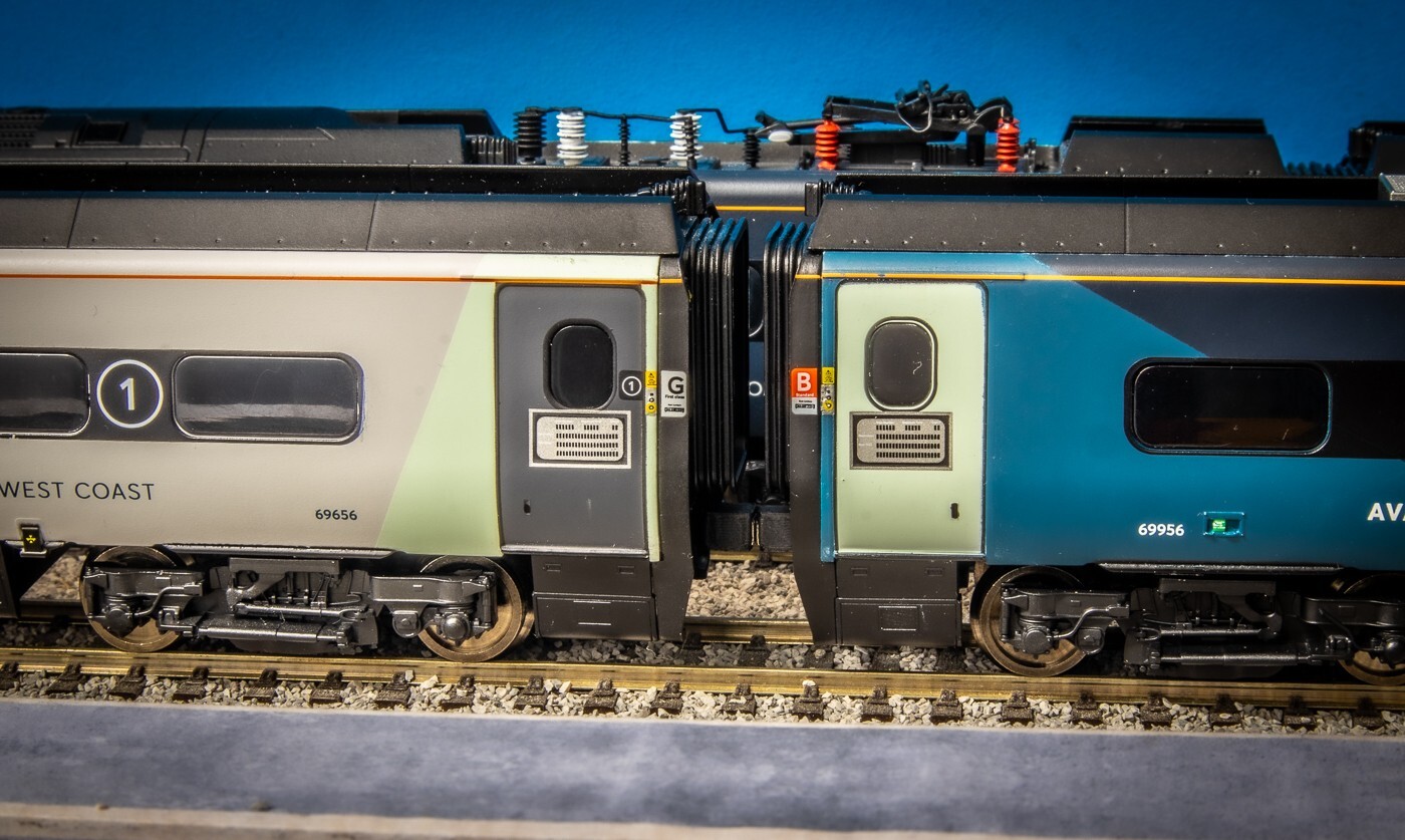Hunt Magnetic Couplings ELITE - Set To Fit Hornby Pendolino Class 390 ...