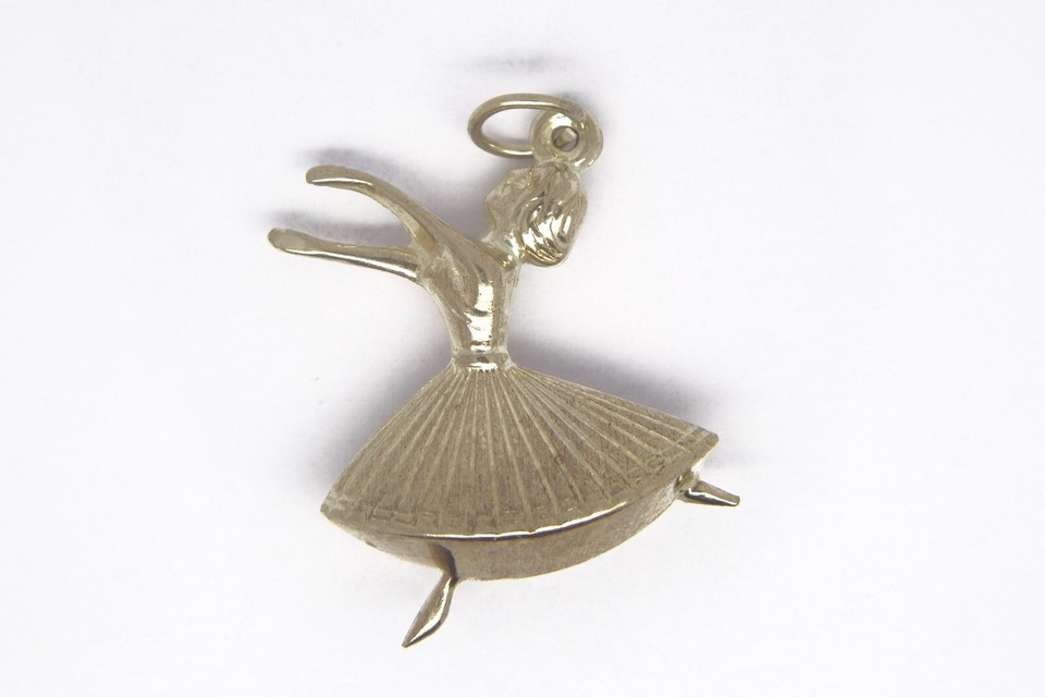 Dancer Charm / Pendant - 9ct Yellow Gold - 20x16mm | eBay
