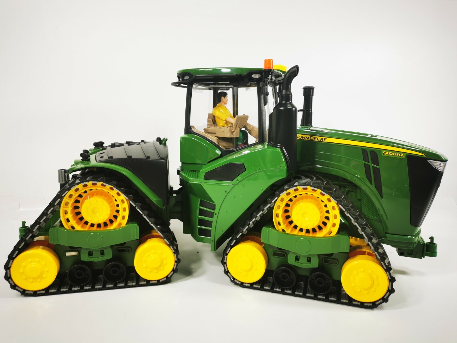 Bruder 04055 John Deere 9620RX Raupenfahrwerk mit Figur Mann Traktor ...