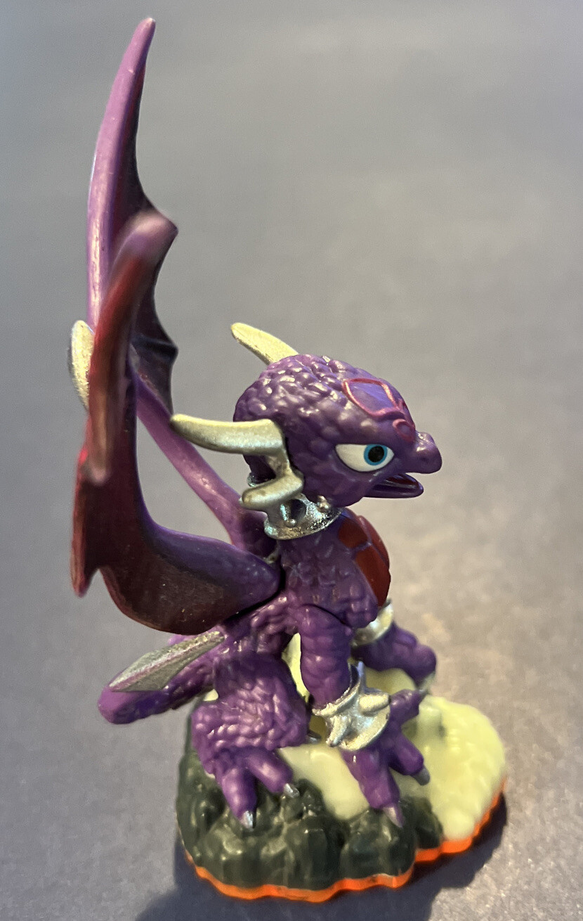 Skylanders Giants Series 2 Cynder Action Figure UNDEAD Dragon 2012 | eBay
