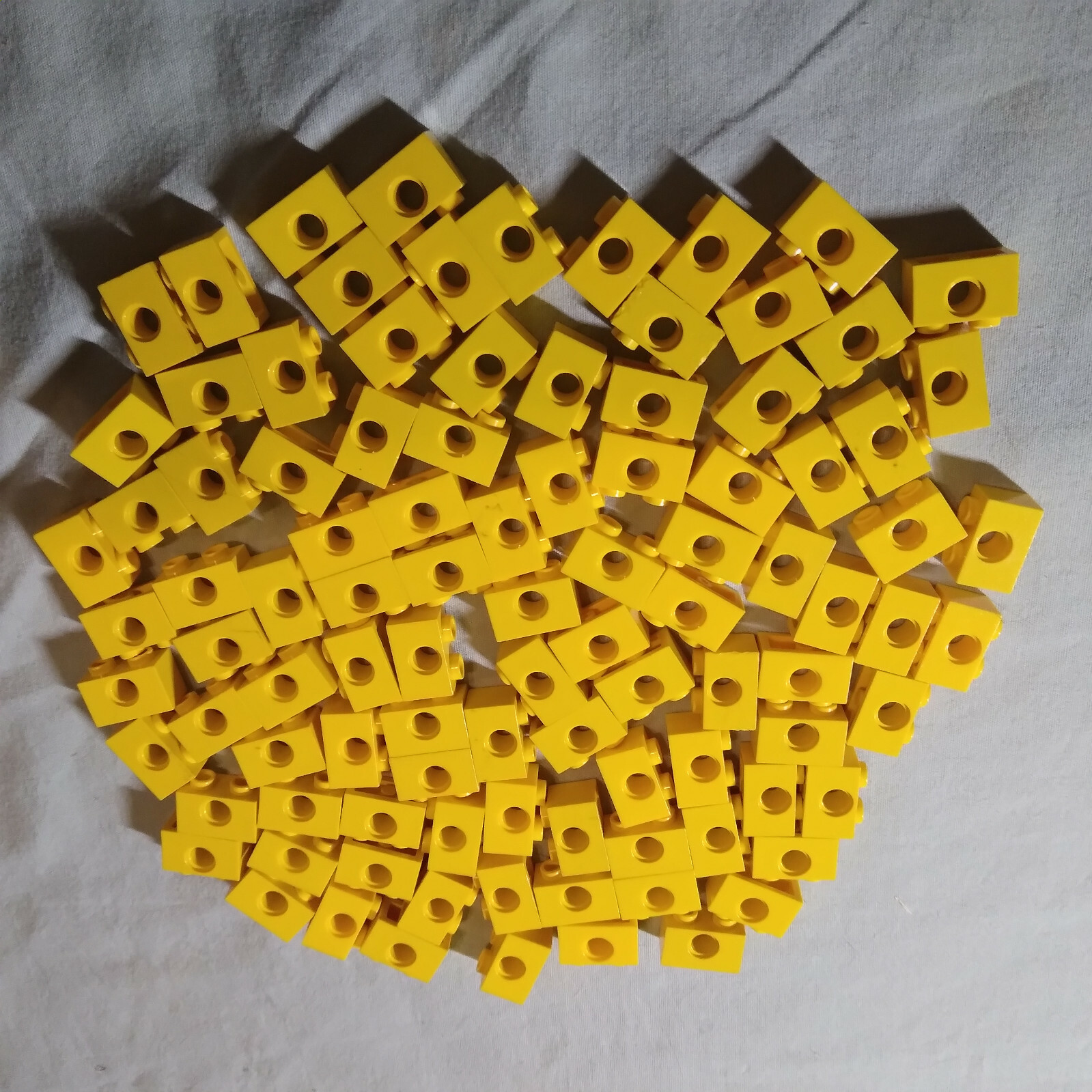 L-1 Lego Lot 99 Yellow Technic Brick 1 x 2 3700 4794 8862 45120 45801 ...