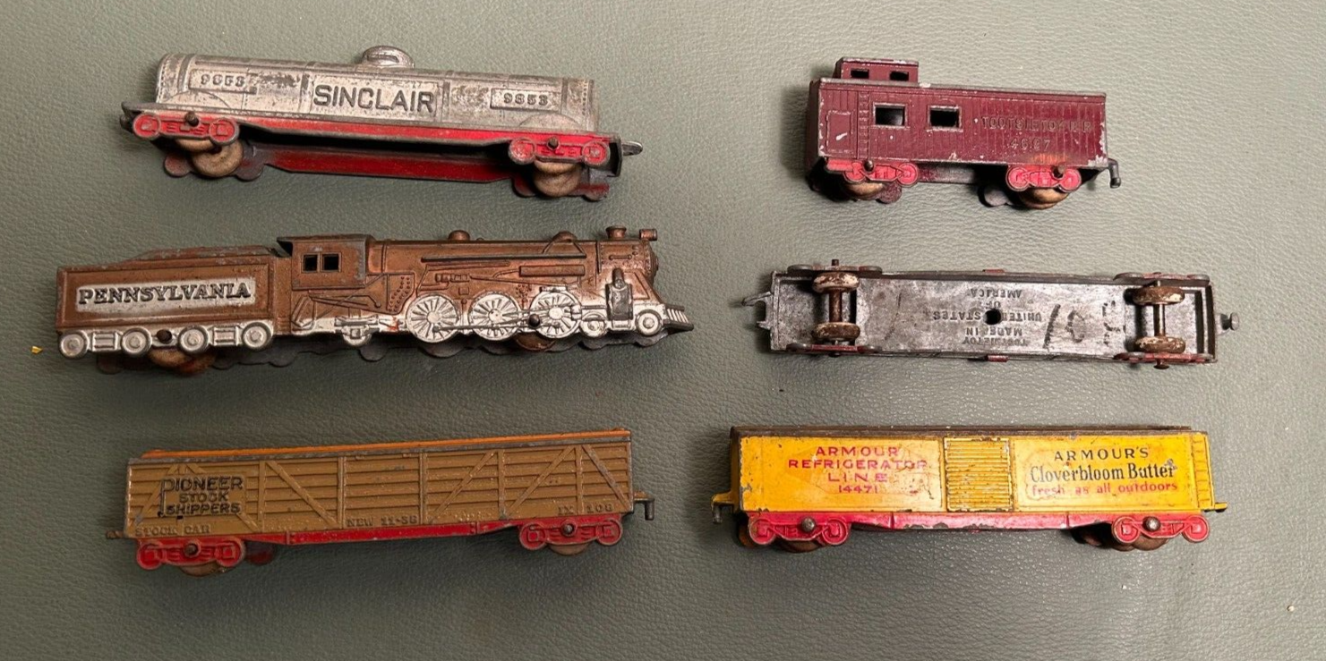 TOOTSIETOY METAL TRAIN PENNSYLVANIA ENGINE SINCLAIR TANKER MORE 6 ...