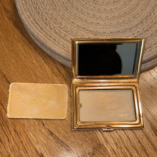 Vintage American Beauty Compact And Powder Compact | eBay