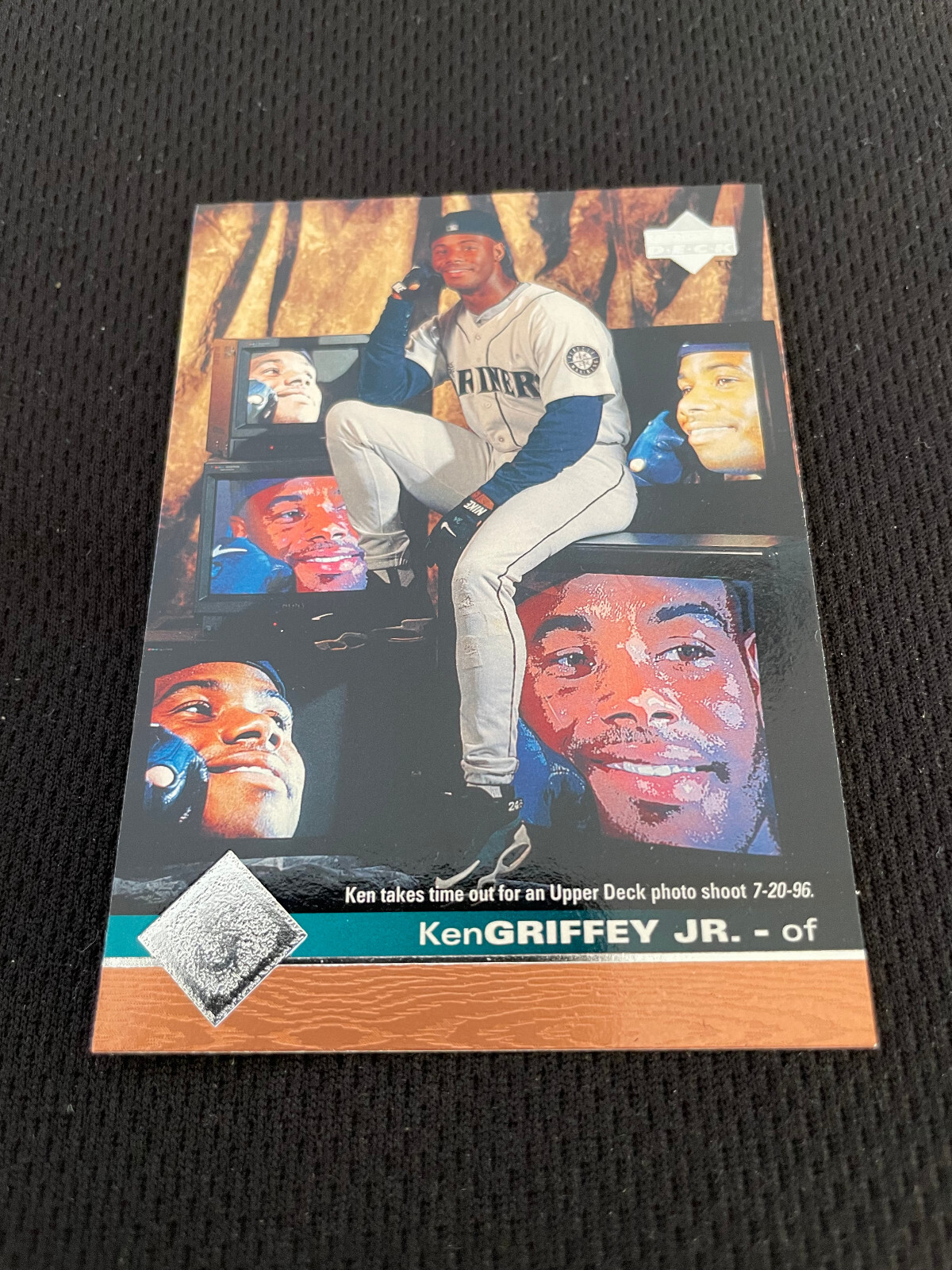 KEN GRIFFEY JR "PHOTO SHOOT" UPPER DECK 1997 SEATTLE MARINERS BASEBALL ...