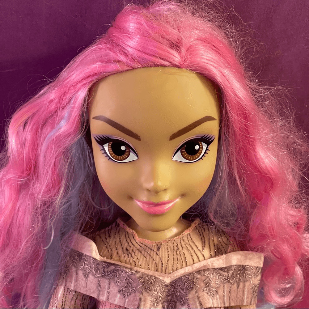 Audrey Doll's Instagram, Twitter & Facebook on IDCrawl