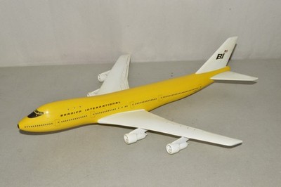 plastic model aircraft plane airplane jet Braniff International Boeing ...