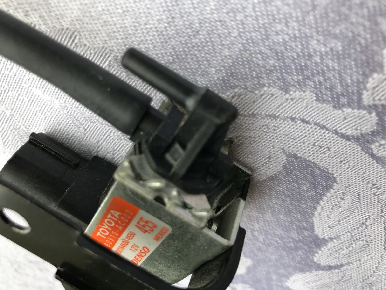 Toyota Lexus Denso Vacuum Switch Switching Valve Solenoid Sensor 90910 ...