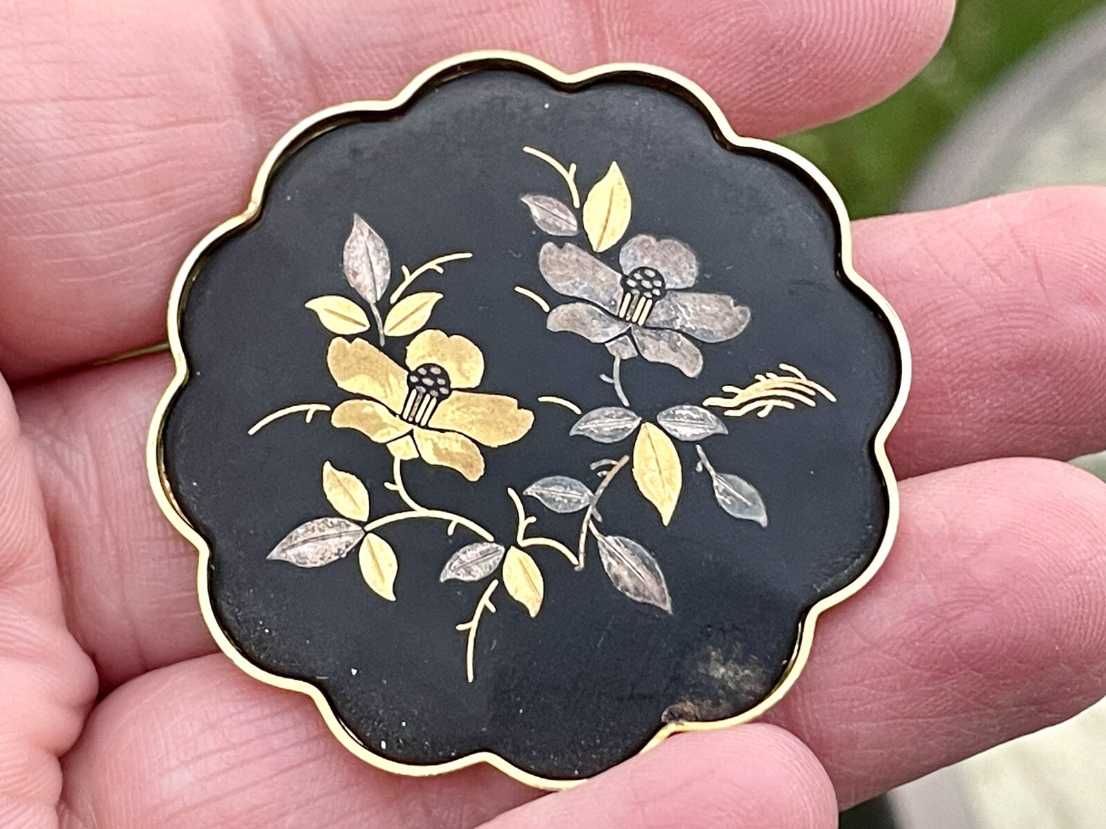 Vintage Amita Japan Designer Floral Damascene Pin Bro… - Gem