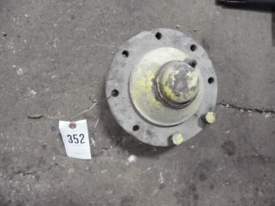 John Deere 4430 tractor front wheel hub 8 lug Part # R49841 Tag #352 | eBay