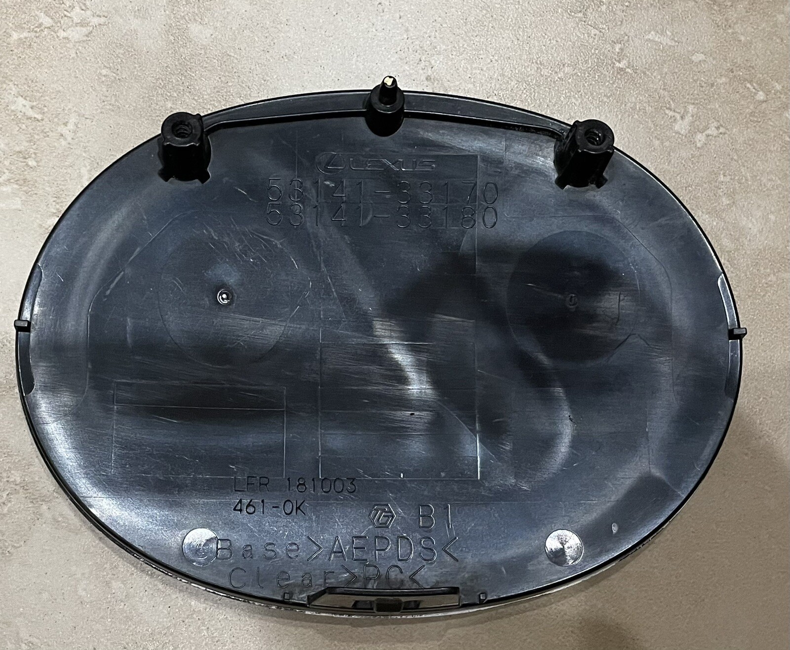 2019 2020 2021 LEXUS ES/ RX MODELS FRONT UPPER GRILLE EMBLEM 53141 ...