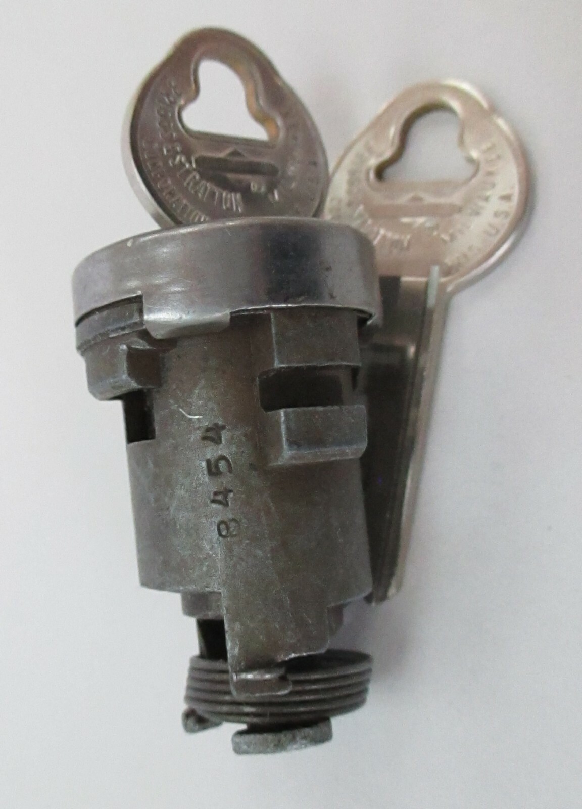 NOS Original 1966 Buick GM Trunk Lock Cylinder w2 Original NOS '66 Keys ...