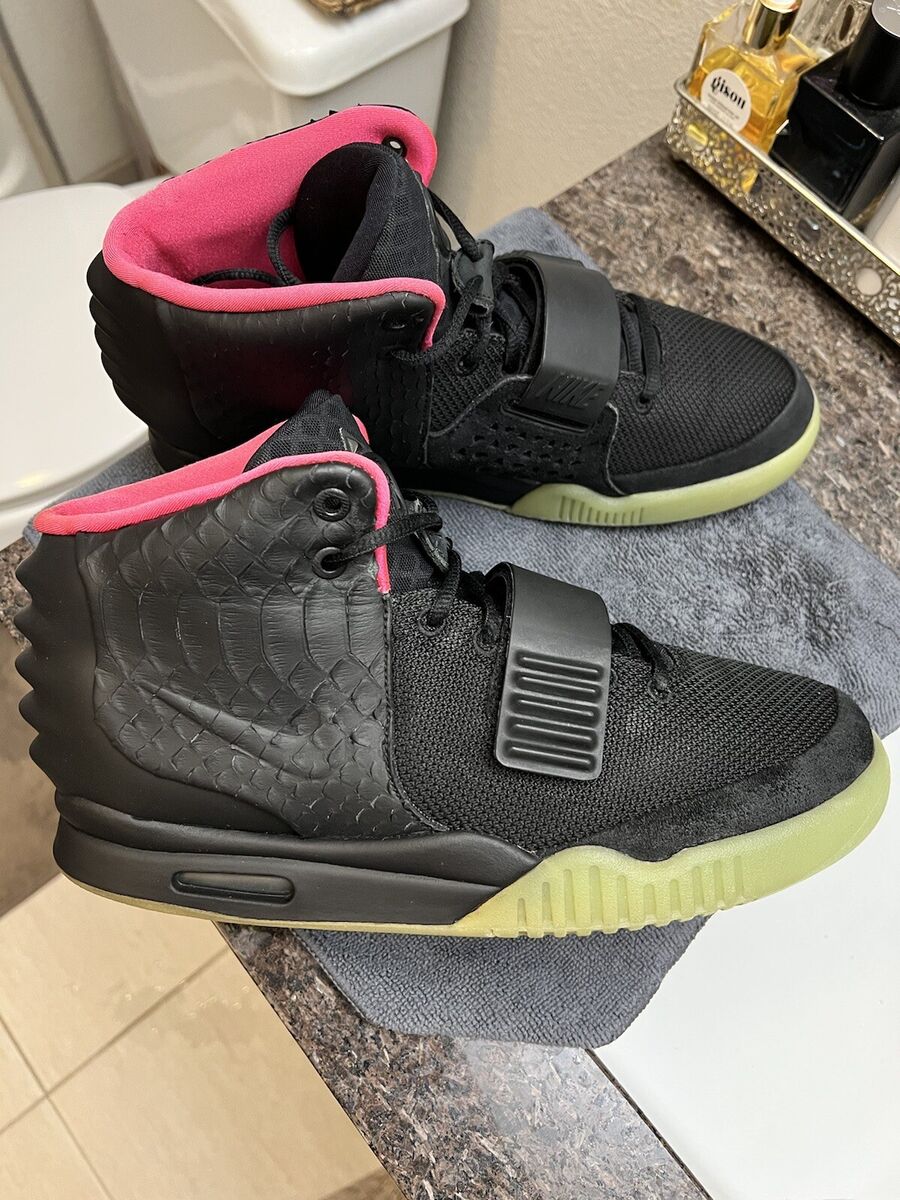 Nike Air Yeezy 2 Solar Red Size 10 | eBay Nike Air Yeezy 2 Solar Red Size 10 | eBay
