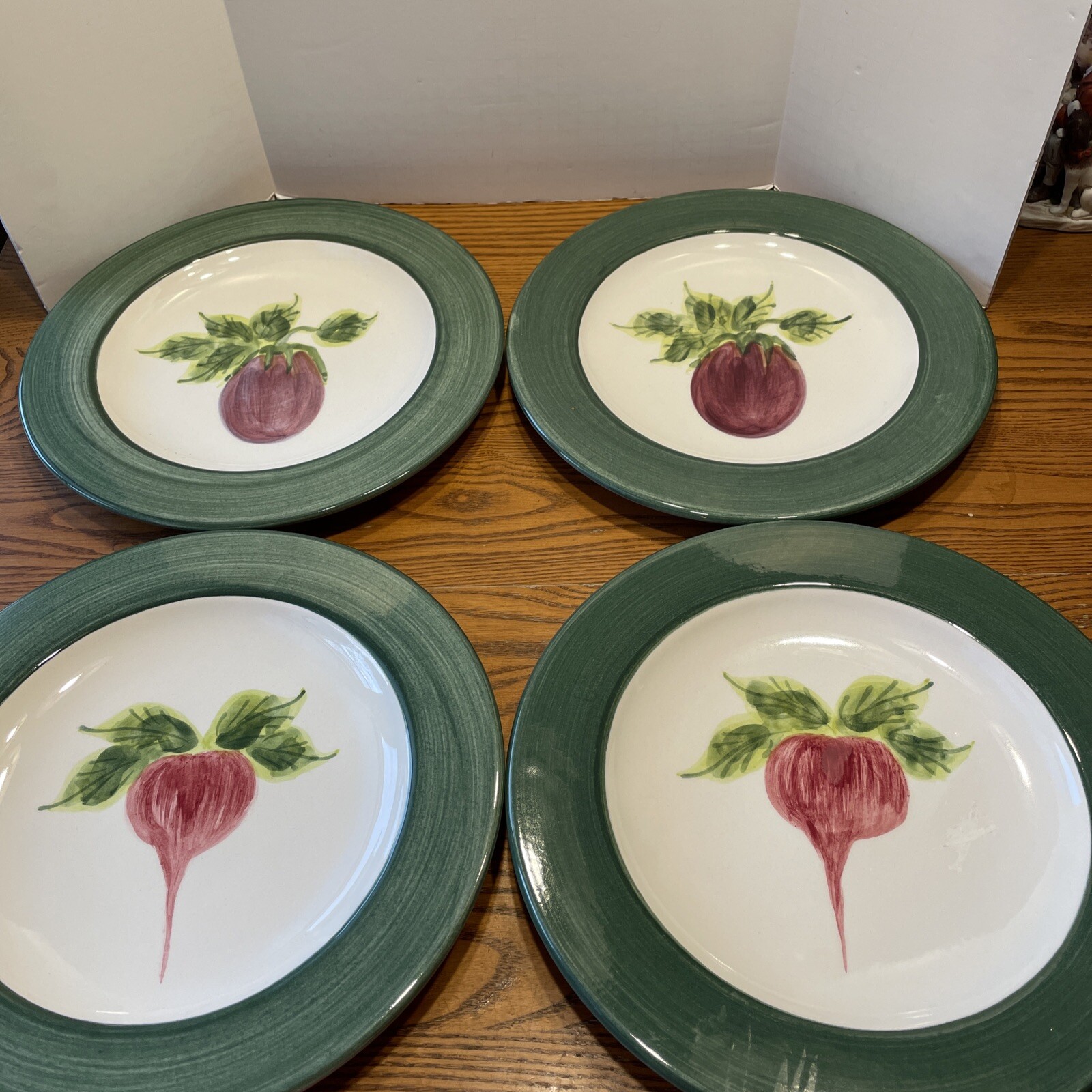 Set of 4 Gates Ware by Laurie Gates Dinner Plate Vegetable White Green ...