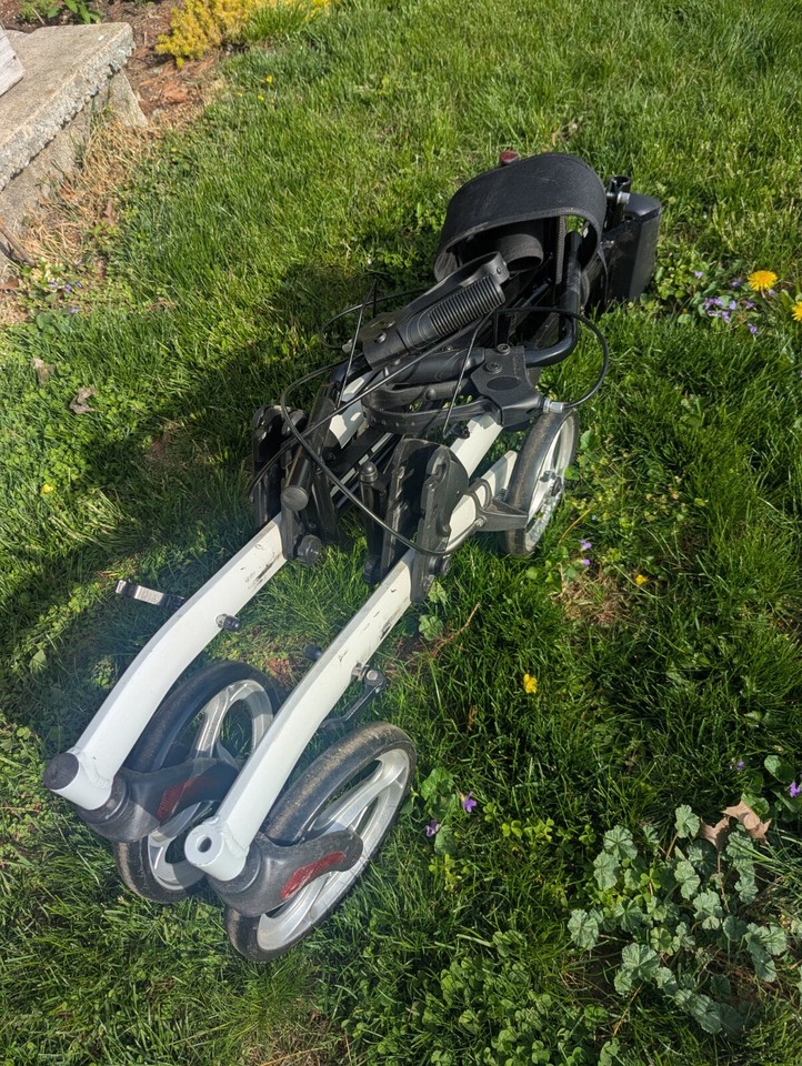 Stand up folding handicap walker with seat & arm rests. Adjustable ...