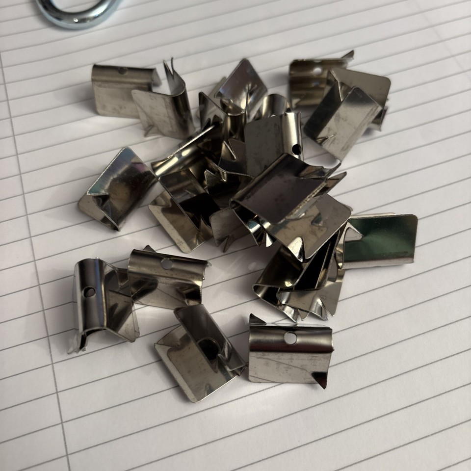 20 x Hall Clip Lead Flashing Fixing Clips Easy Fix Roof Repair - 6mm to ...