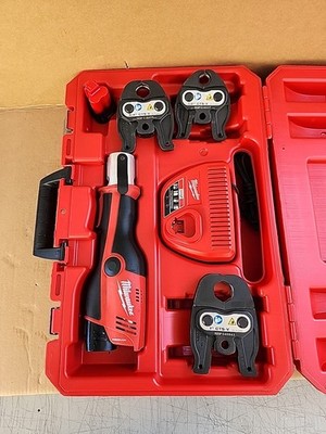 Milwaukee 2473-22 M12 FORCE LOGIC Press Tool Kit with 3 Jaws 1/2", 3/4 ...