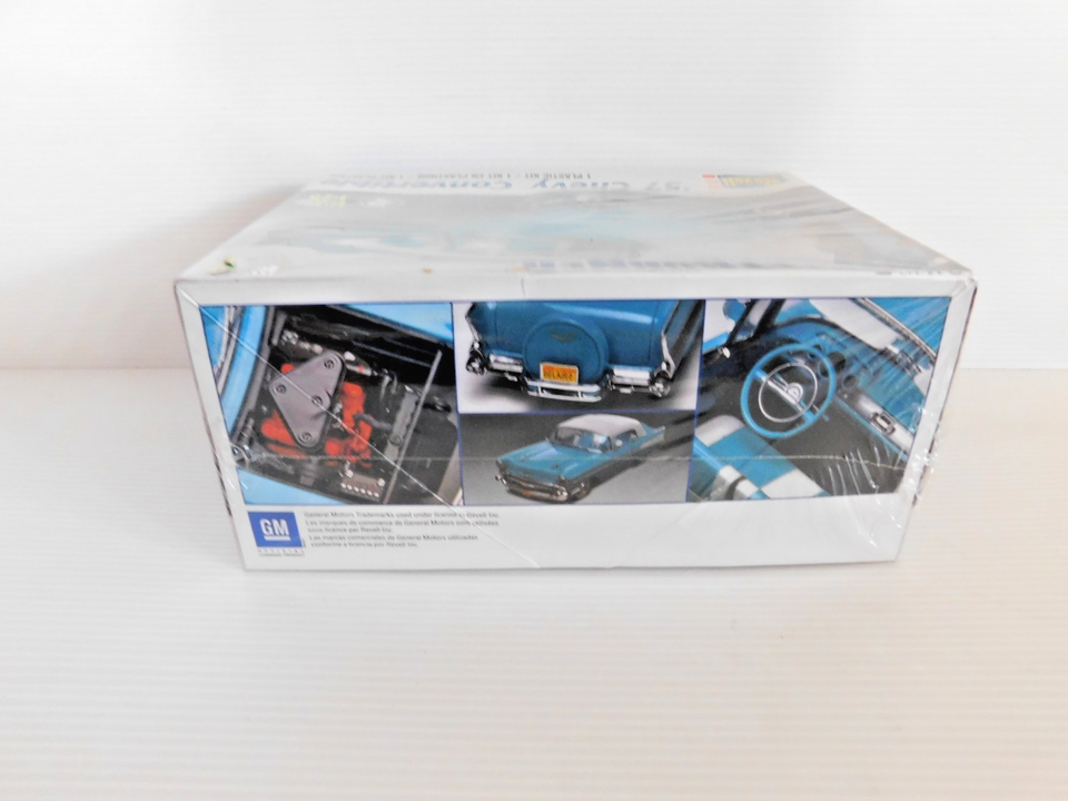 2013 Revell STREETBURNER 1:25 Scale ’57 CHEVY CONVERTIBLE Plastic Kit ...