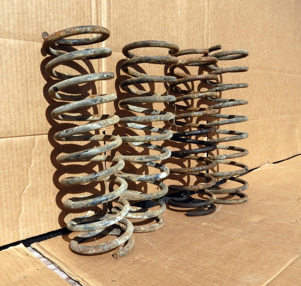 Datsun 240Z Set of 4 Suspension Springs | eBay