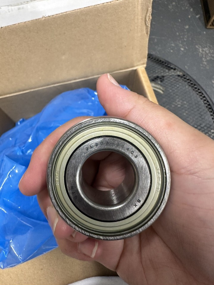 40 PCS- John Deere Ball Bearing JD8562 | eBay