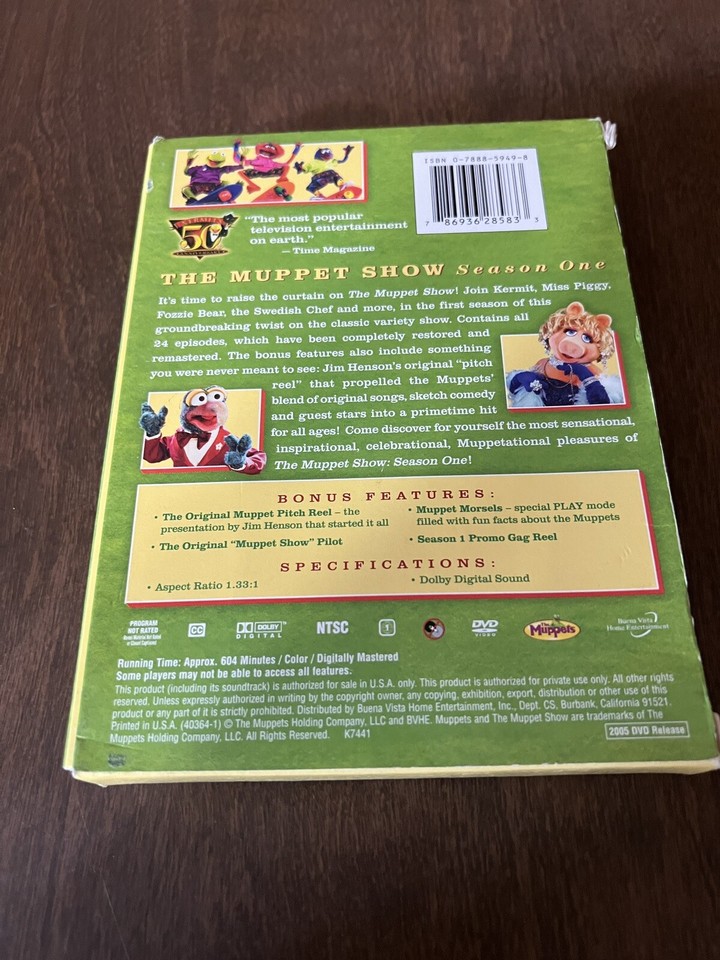 The Muppet Show: Season One DVD Set Special Edition Flocked Case Front ...