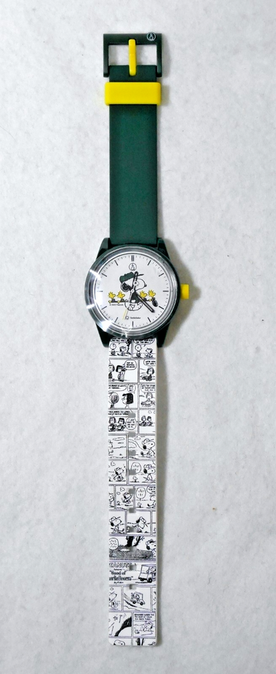 CITIZEN Q&Q Snoopy Woodstock Peanuts Golf Watch R02A-510VK Green Solar ...