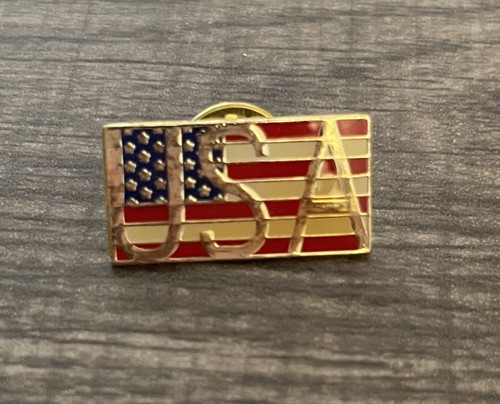 USA Flag Pin Lapel Red White Blue Bold Letters Gold Tone Detail ...