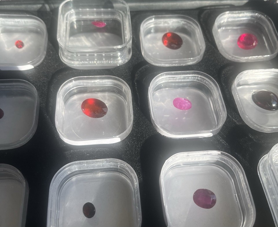 Ruby & Garnet Gem Box, Estate Sale, 5 Carat Ruby, Lot Of 12 Natural ...