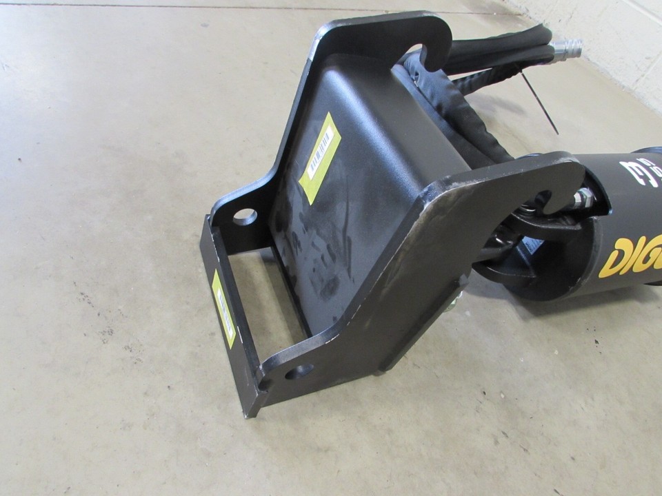 NEW DIGGA 3DSS POST HOLE AUGER DRIVE HEAD FOR BOBCAT MINI EXCAVATORS X ...