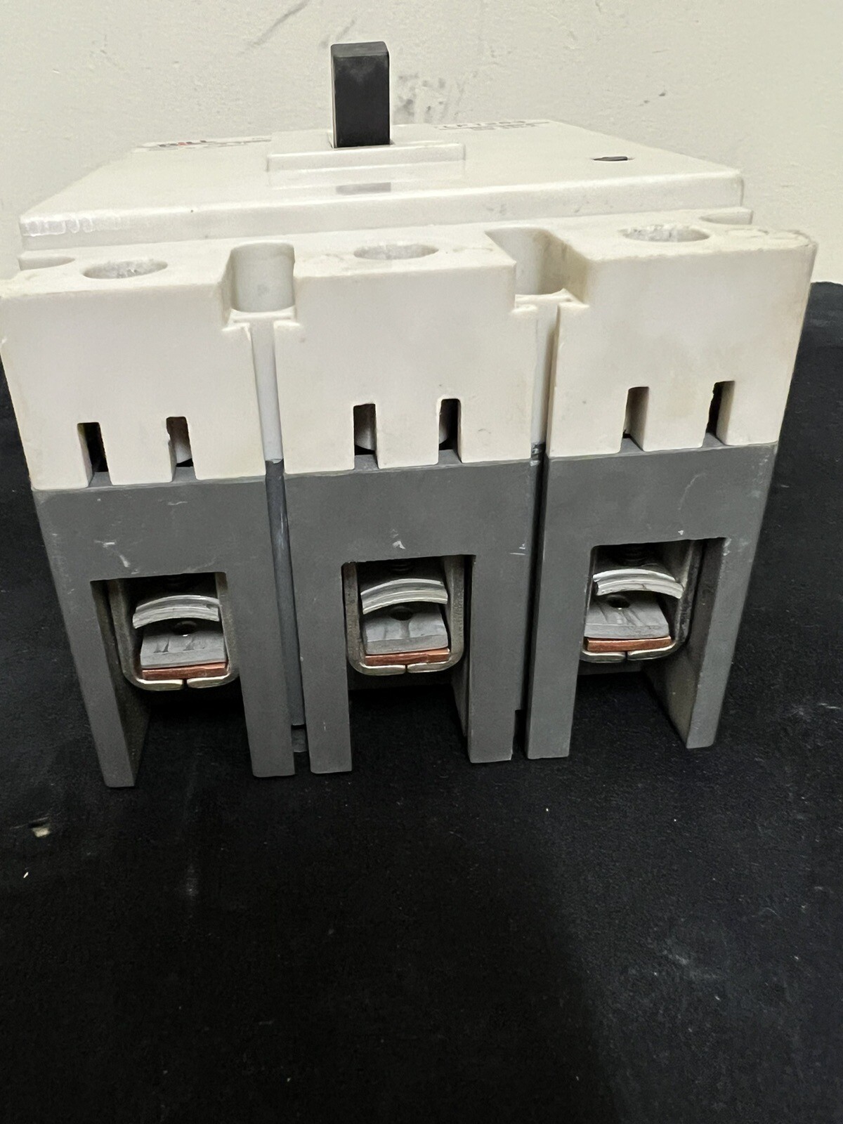 BILL MEM 125 AMP 25kA TRIPLE POLE MCCB TLF1253 MLF1253 | eBay