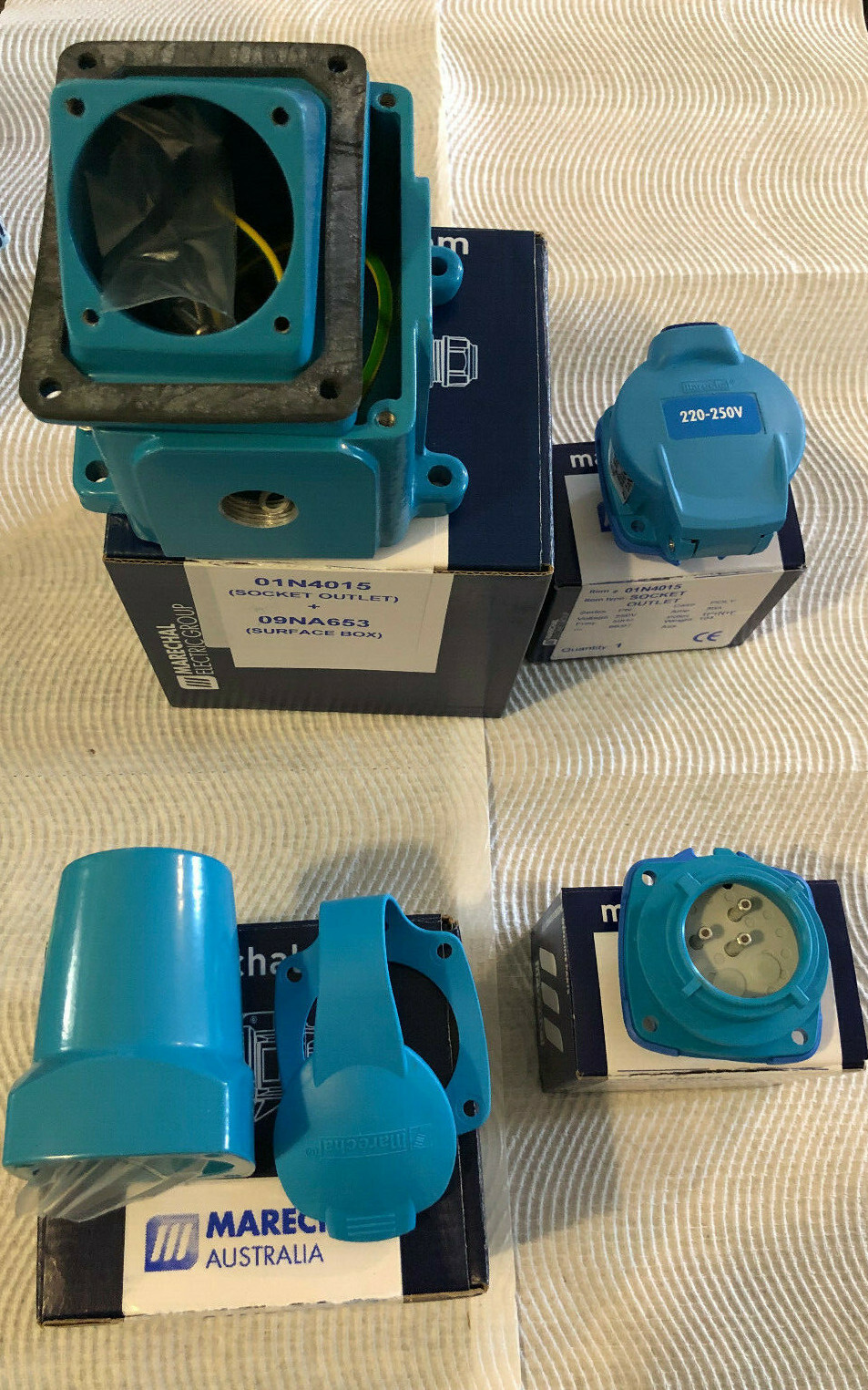 MARECHAL PN Inlet Assembly 1P+N+E 30A 250VAC 01N8015 & 01N4015 Outlet ...