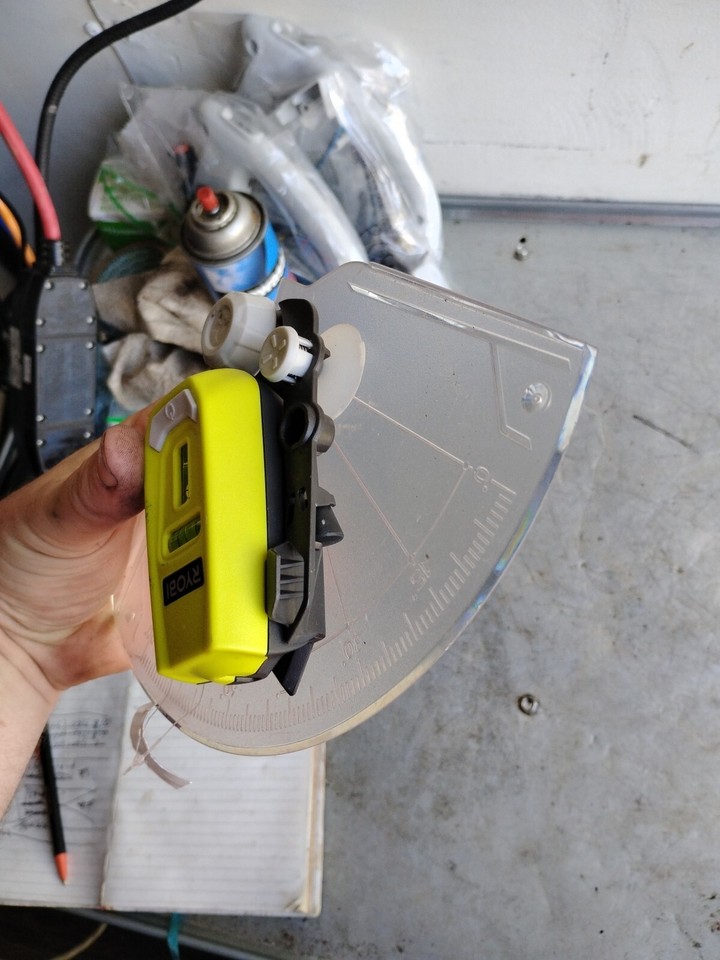 Ryobi Multi Surface Laser Level ELL1750 ID - Multiple Mounting Options ...