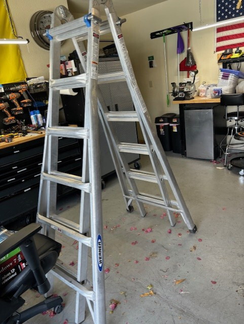 26ft Reach Height Multi-Position Ladder, 300lb load capacity 26ft Type ...