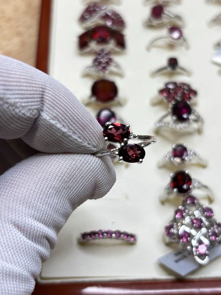 (50) .925 Sterling Silver Ring Lot! 171.8g Gemstones Garnet Ruby ...