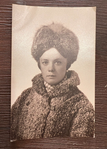 Model Fashion model Woman Soviet fur coat USSR fashion | eBay