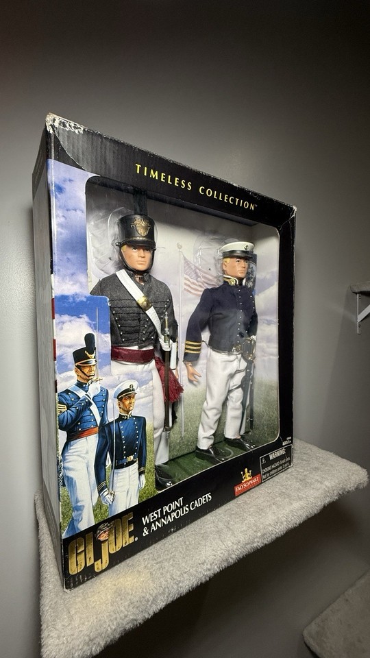 GI Joe WEST POINT & ANNAPOLIS CADETS 2001 Hasbro FAO Timeless ...