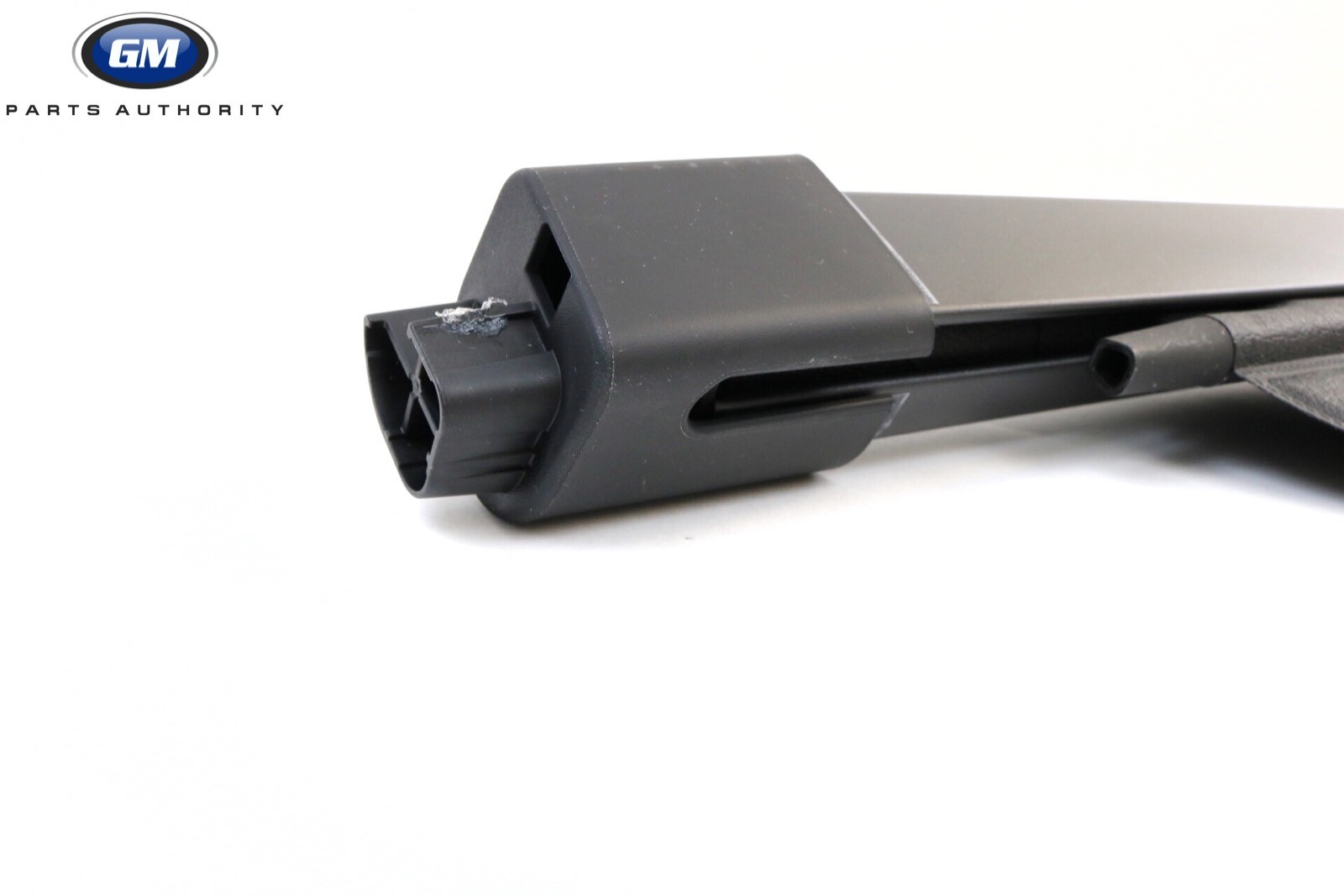 2018-2023 Traverse Retractable Security Cargo Pull Shade 84449319 Black ...