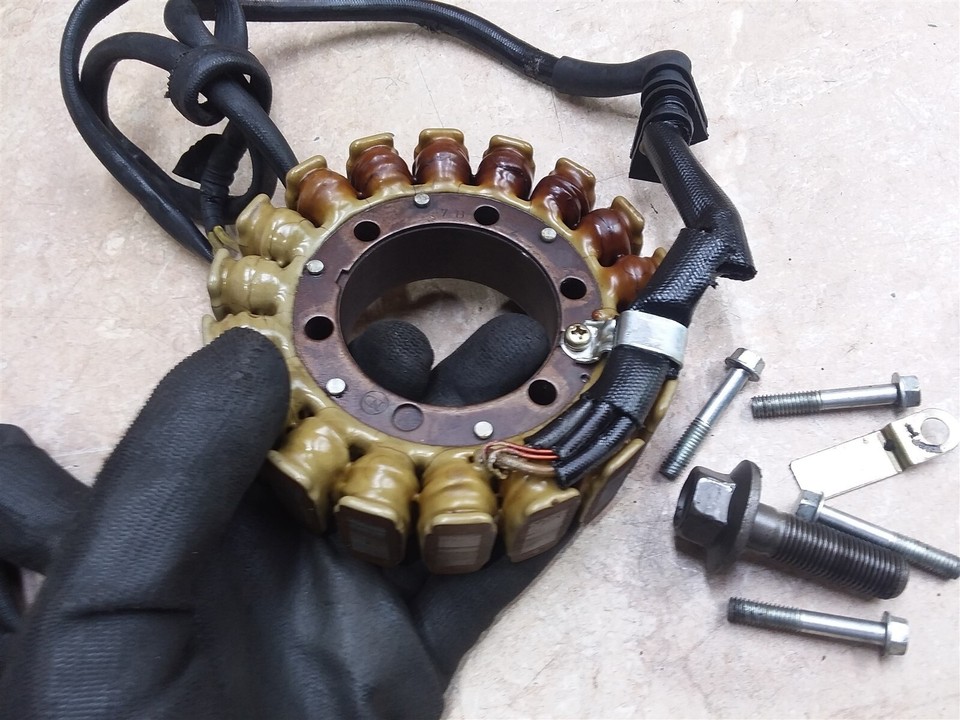 Moteur Honda V45 MAGNA VF750 Bon Générateur Stator 1982 1983 PA AP-352 ...