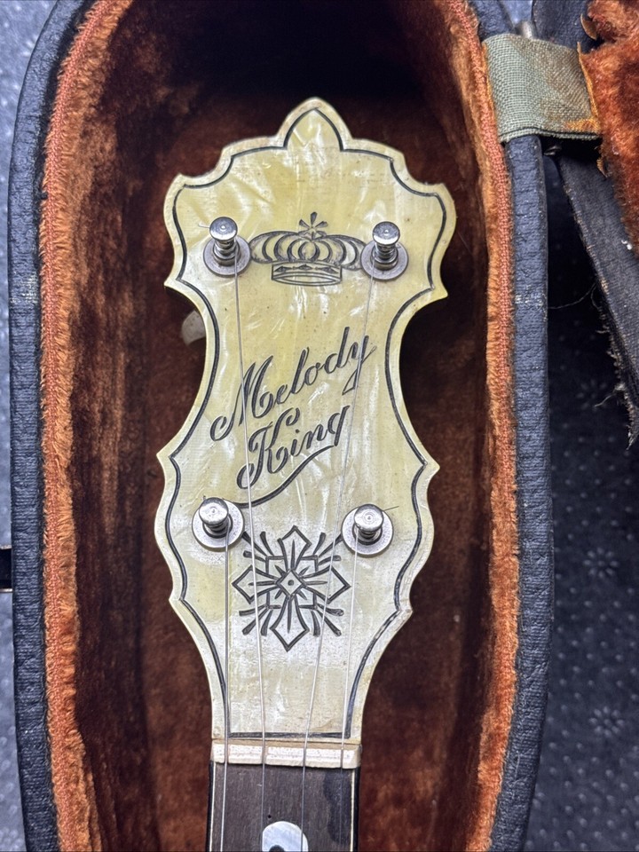 Vintage/Antique 1920s30s Melody King Ornate Hand Tooled Tenor Banjo W ...