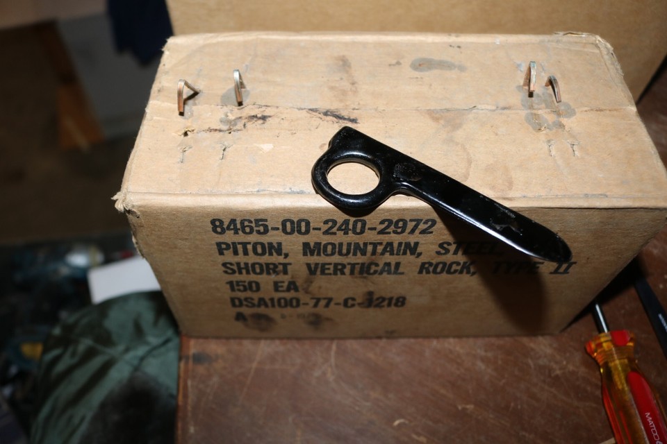 lot of (5) NOS USGI mountain climbing piton steel type II short ...