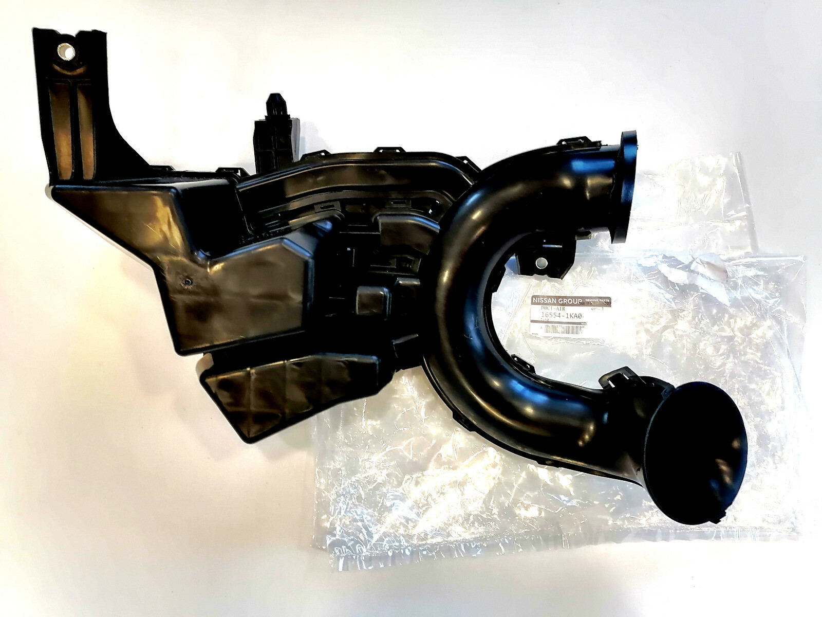 GENUINE NISSAN JUKE 2011-2017 AIR DUCT GUIDE INTAKE 165541KA0A for sale ...