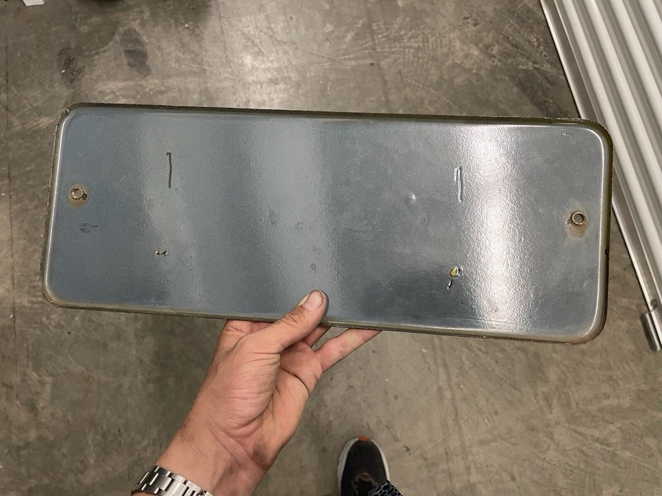 VINTAGE - AMERICAN MANUFACTURING COMPANY OF TEXAS - PORCELAIN SIGN ...