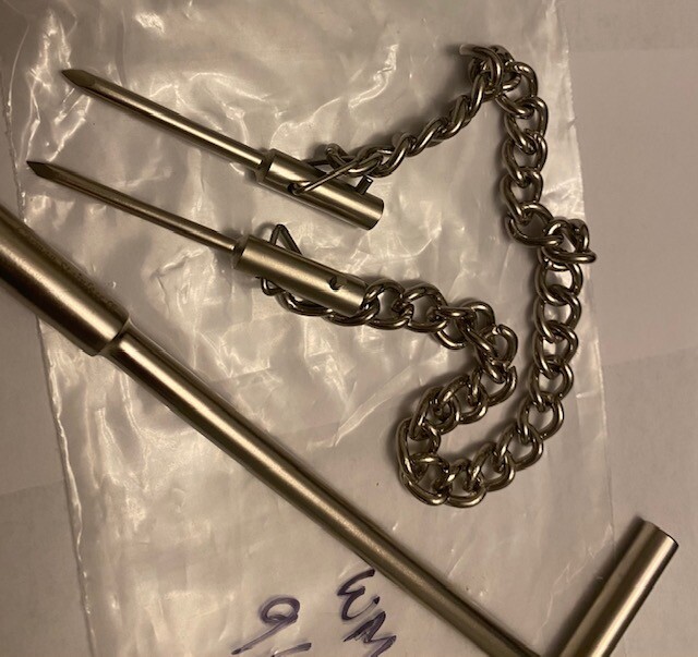 WM9673423---CHARNLEY RETRACTOR WITH 2 PIN AND HEAVY CHAIN AND T -HANDLE ...