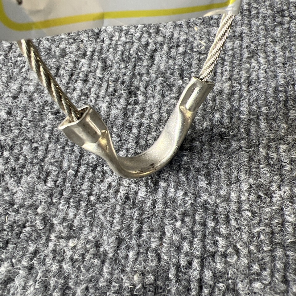 Hubbell 02216009 BDS53 Wide Range Single Eye Service Drop Grip Busdrop ...